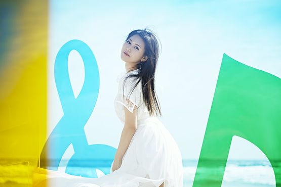 TRUE (singer) - generasia