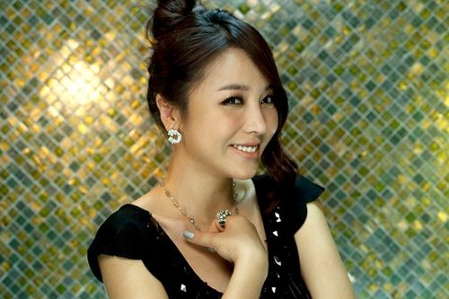 Hong Jin Young - generasia