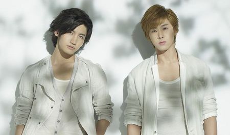 Still (Tohoshinki) - generasia