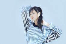 TRUE (singer) - generasia